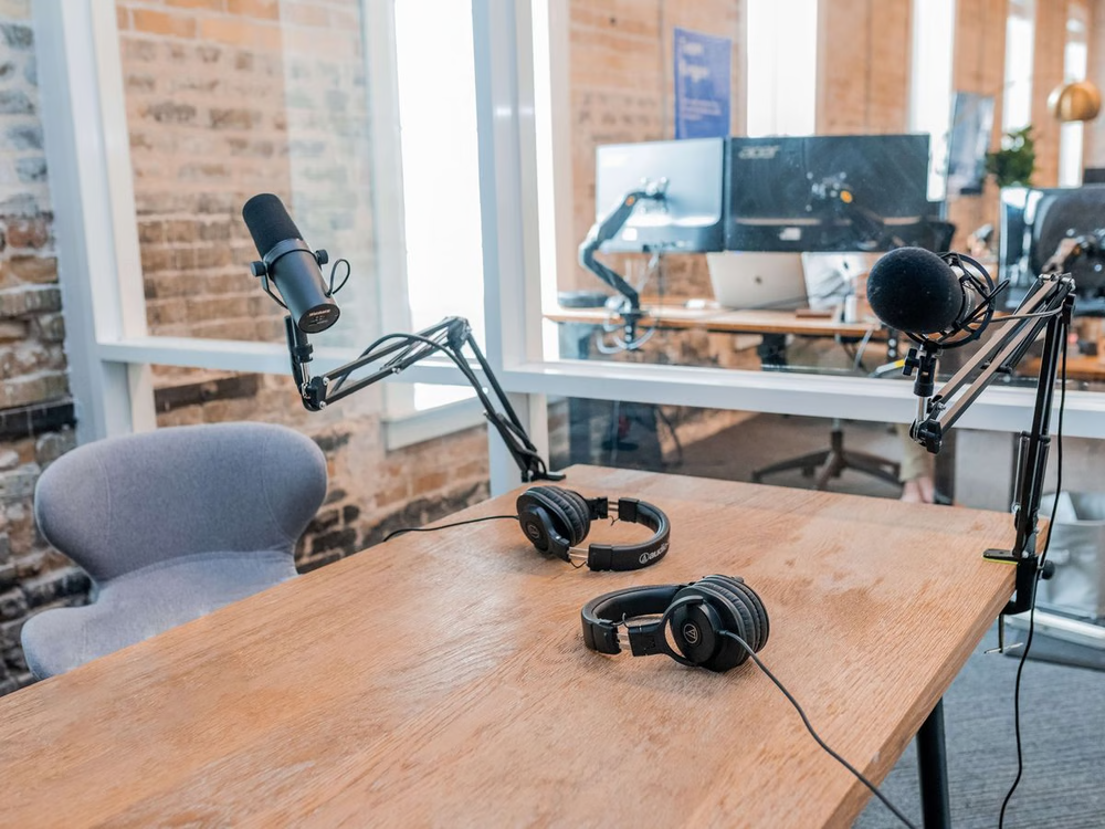 Setting Up Your Own Podcasting Studio: Tips and Tricks | Thinker Business